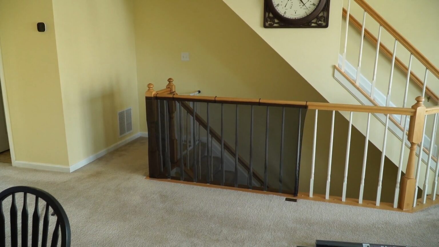 12 Best Balcony Shield Or Banister Guard For Babies 2025 - Keep Your ...